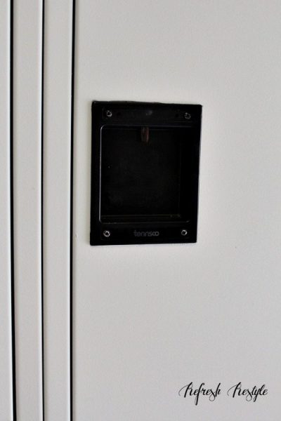 DIY You can Spray Paint Locker with Chalk based Paint Refresh Restyle