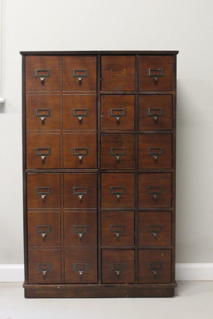 DIY Paint an Apothecary Cabinet with Chalk based Paint|Refresh Restyle