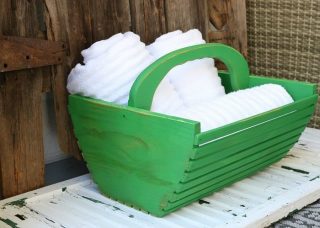 Repurposed Farmhouse Tote - Refresh Restyle