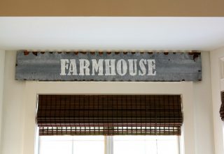 DIY Farmhouse Signs - Refresh Restyle