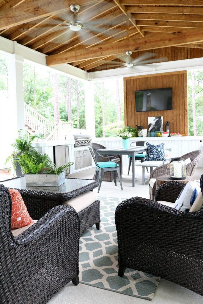 Summer Porch Tour Alabama Farmhouse - Refresh Restyle