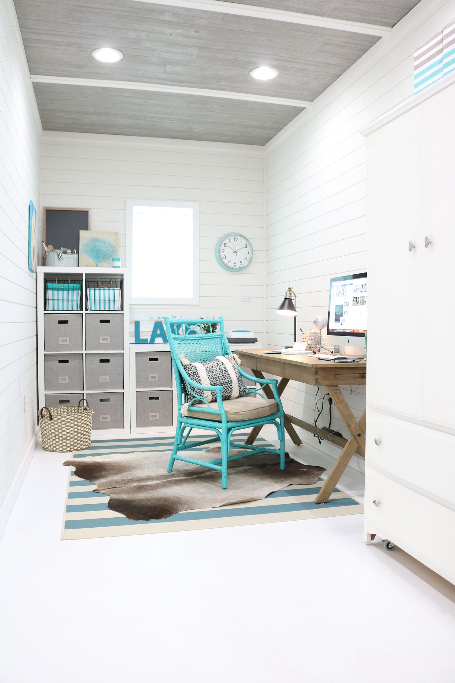Affordable Ideas to Create the Perfect Small Home Office